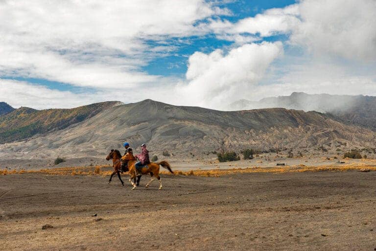 14-Day Into Indonesia’s Heartlands: Sumatra, Java, & Komodo Cruise ...